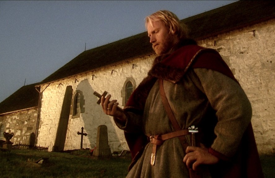 Jomfru Marias Synål Avaldsnes, bautastein dommedag segn